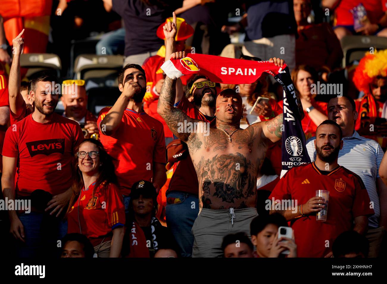 Euro 2024 fans berlin hi-res stock photography and images - Alamy