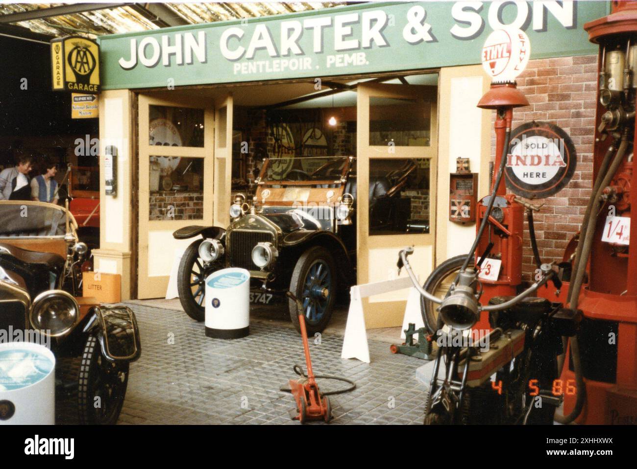 Heritage,Motor.Museum,1986,Syon Park,London,John Carter and son,Garage ...