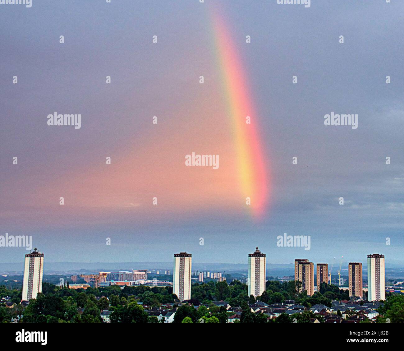 Glasgow, Scotland, UK. 14th July, 2024: UK Weather: Truncated Ranbow ar ...