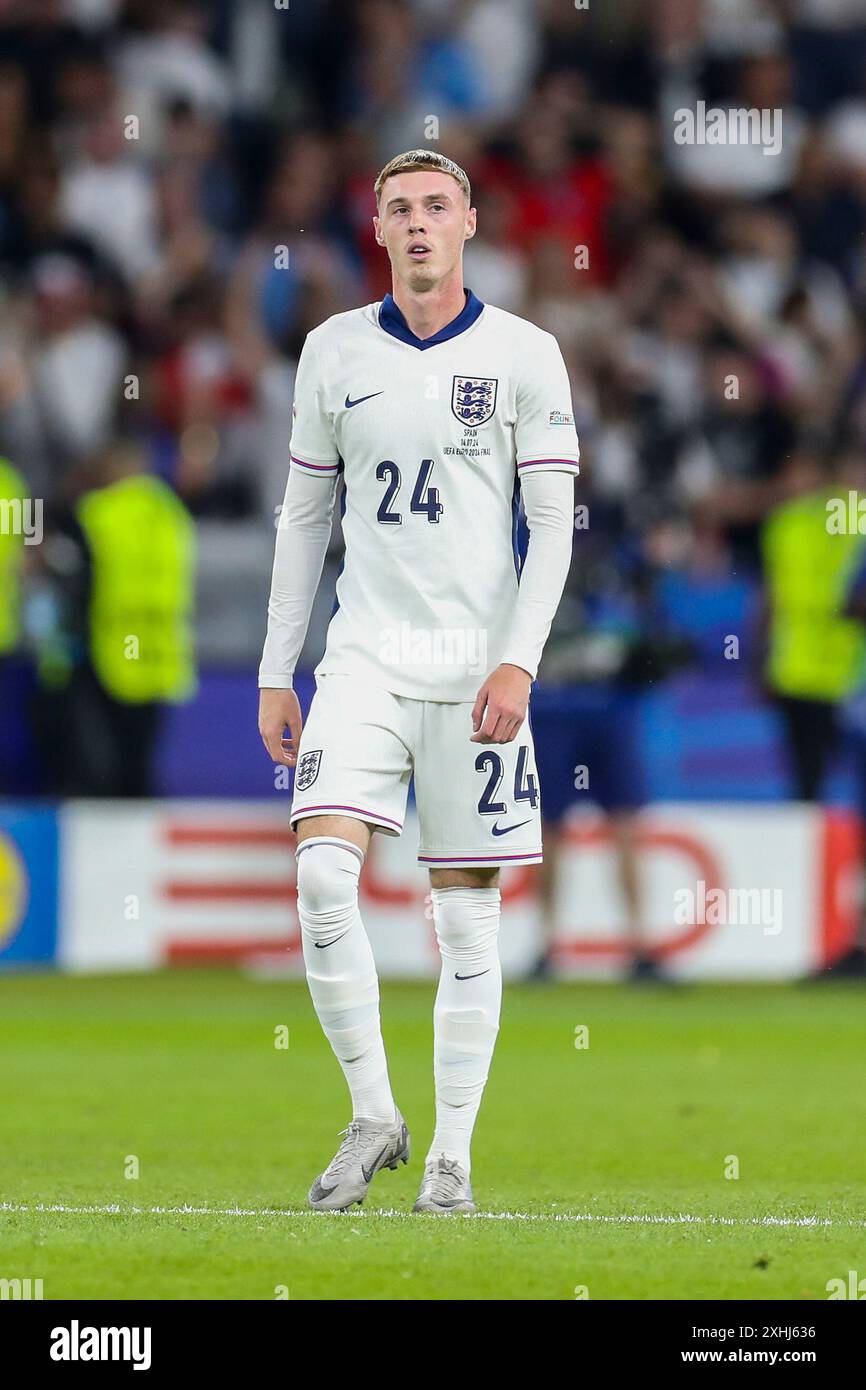 England Forward Cole Palmer (Chelsea) scores a GOAL 1-1 and celebrates ...