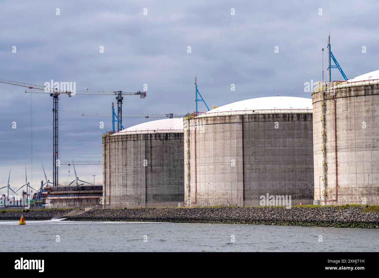 Bau eines 180.000 Kubikmeter fassenden LNG-Lagertank, er wird der vierte Tank des Gate-Terminal ...