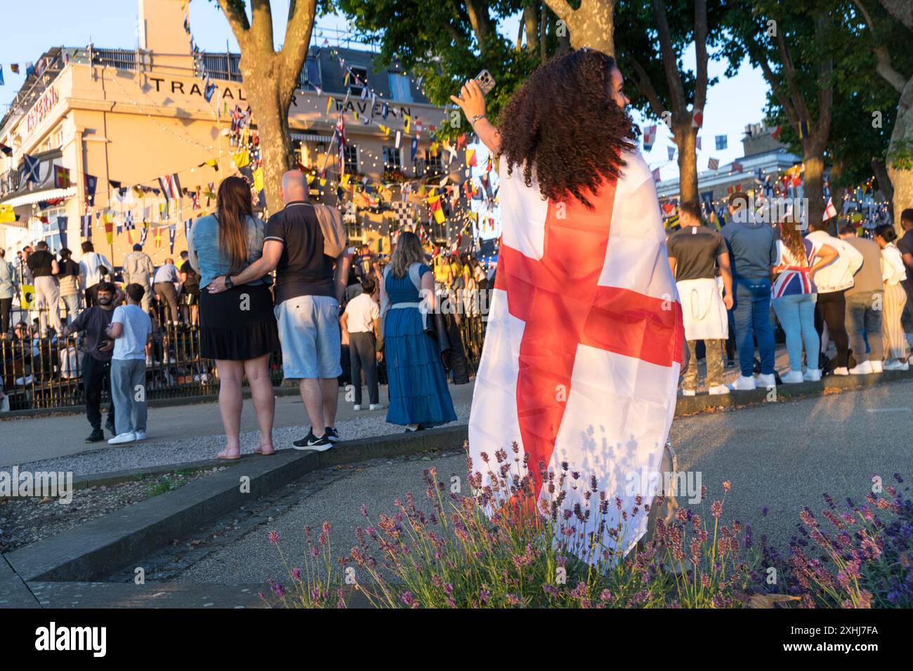 london-14th-july-2024-football-fans-out-in-force-watching-live-stream