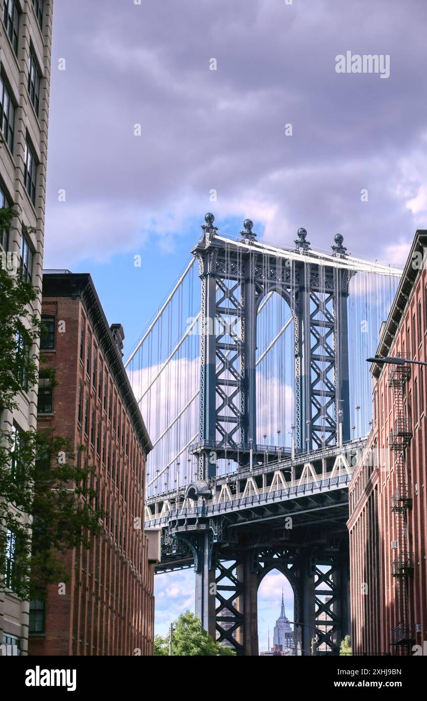 Manhattan bridge from dumbo hi-res stock photography and images - Alamy