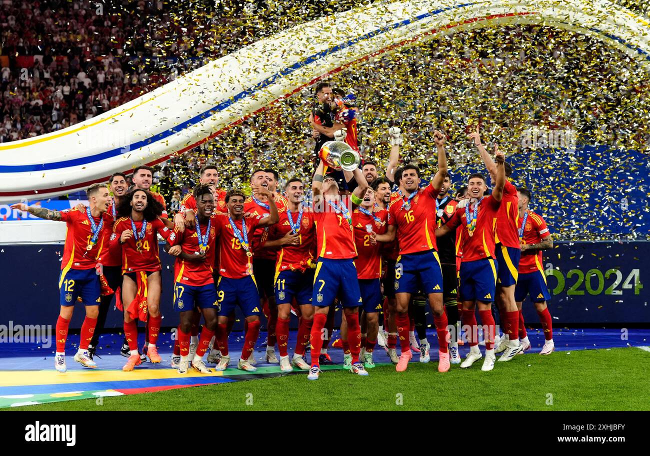 Spain's Alvaro Morata lifts the Henri Delaunay Cup with team-mates ...
