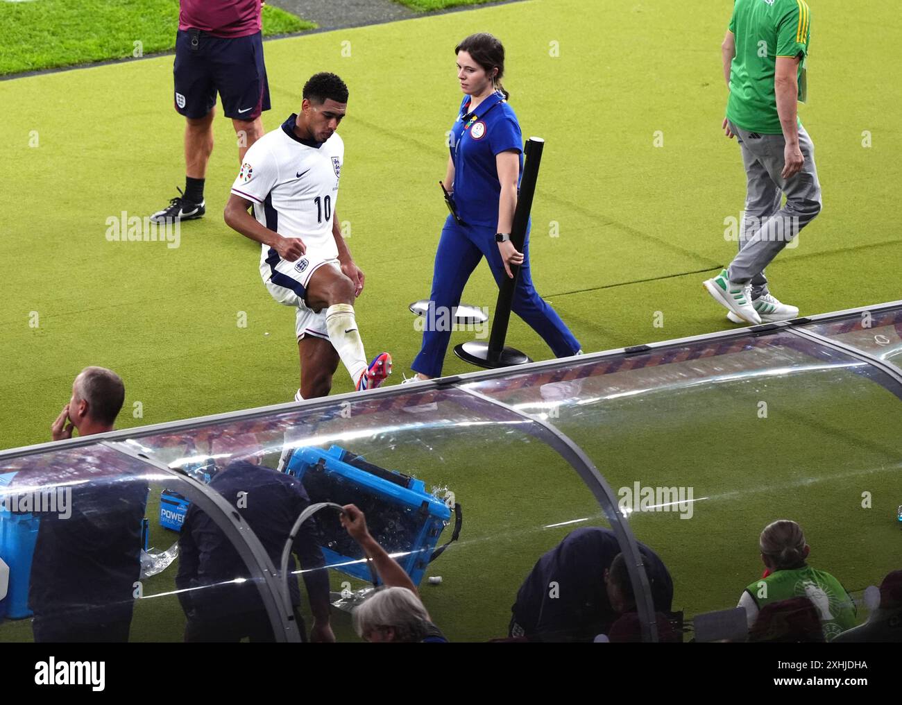 England's Jude Bellingham kicks a bin in frustration following the UEFA ...