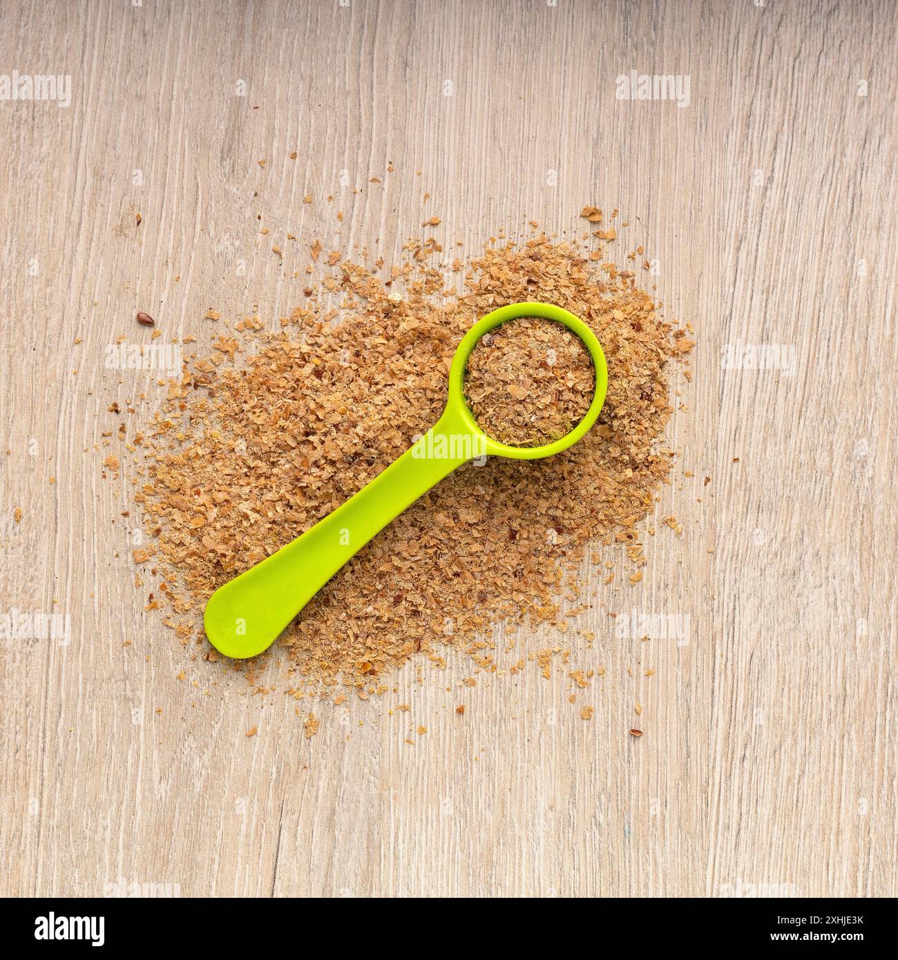 Powdered food based on soy fiber in the spoon Stock Photo - Alamy