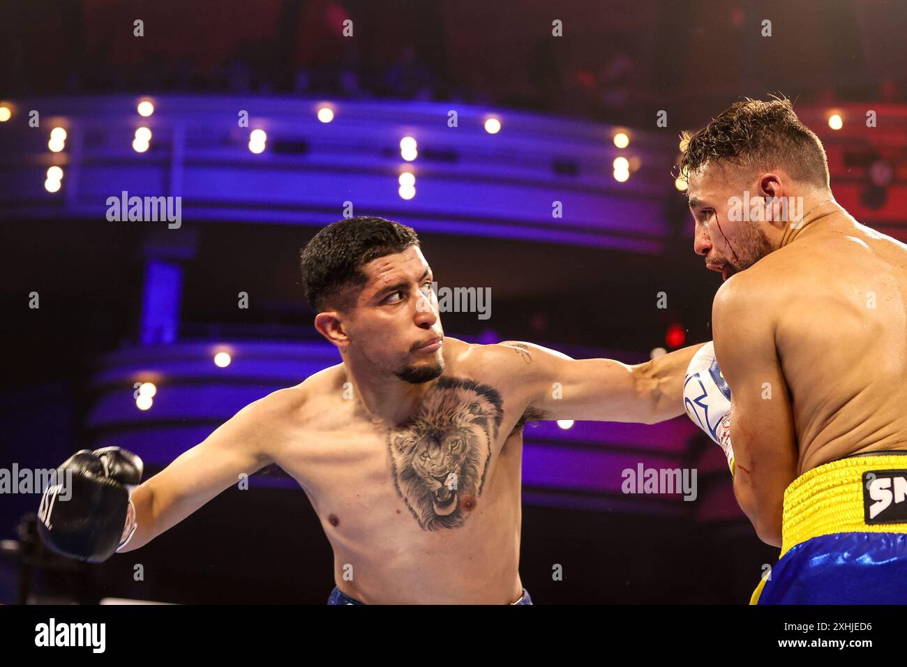 Wbc and ibf welterweight world champion hi-res stock photography and ...