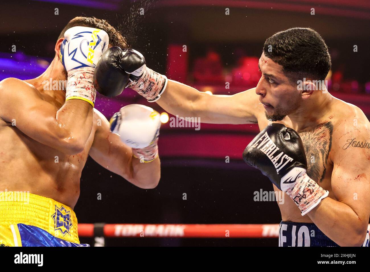 Ibf welterweight world champion hi-res stock photography and images - Alamy