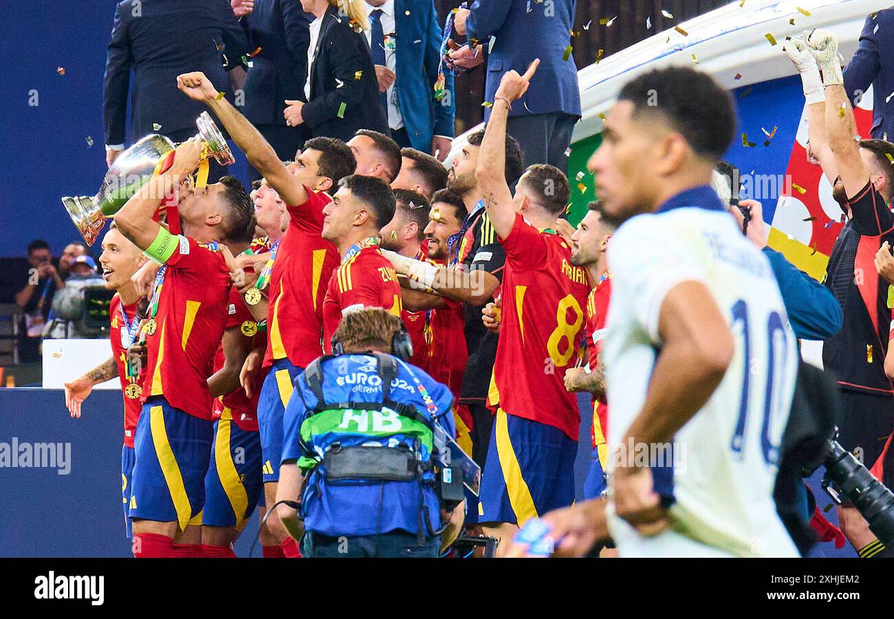 Berlin, Germany. 14th July, 2024. Jude Bellingham, ENG 10 sad watching ...