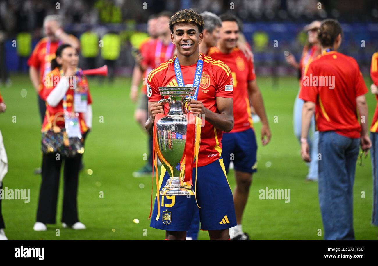 Berlin, Germany. 14th July, 2024. Soccer, UEFA Euro 2024, European Championship, Final, Spain ...