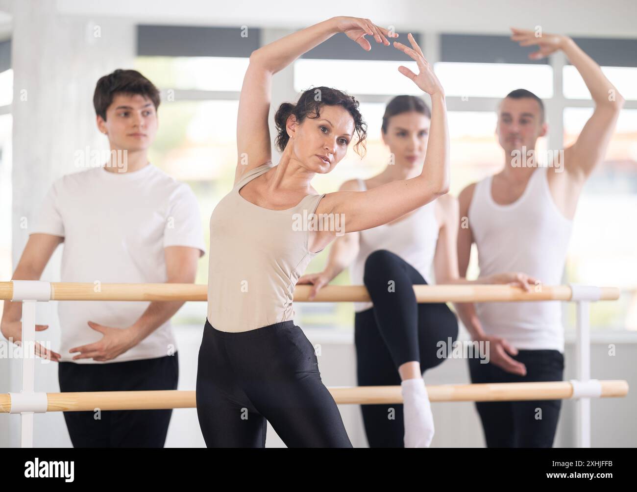 Ballet dancers posing barre hi-res stock photography and images - Alamy