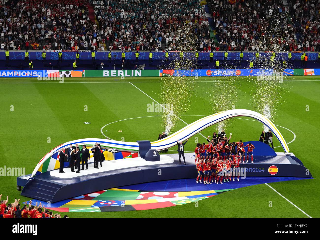 Spain players celebrate following the UEFA Euro 2024 final match at the ...
