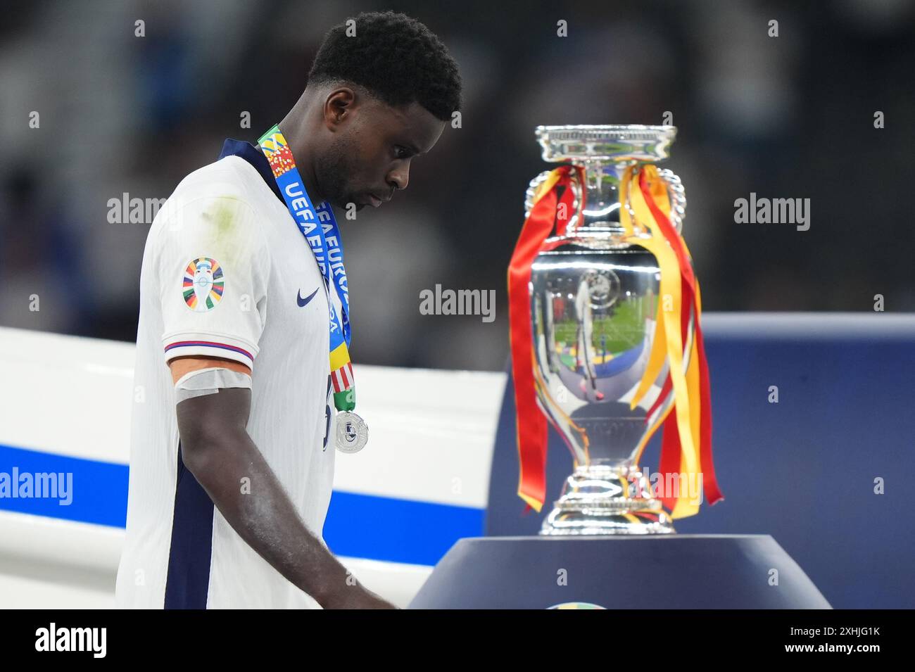 Marc guehi england euro 2024 hi-res stock photography and images - Alamy