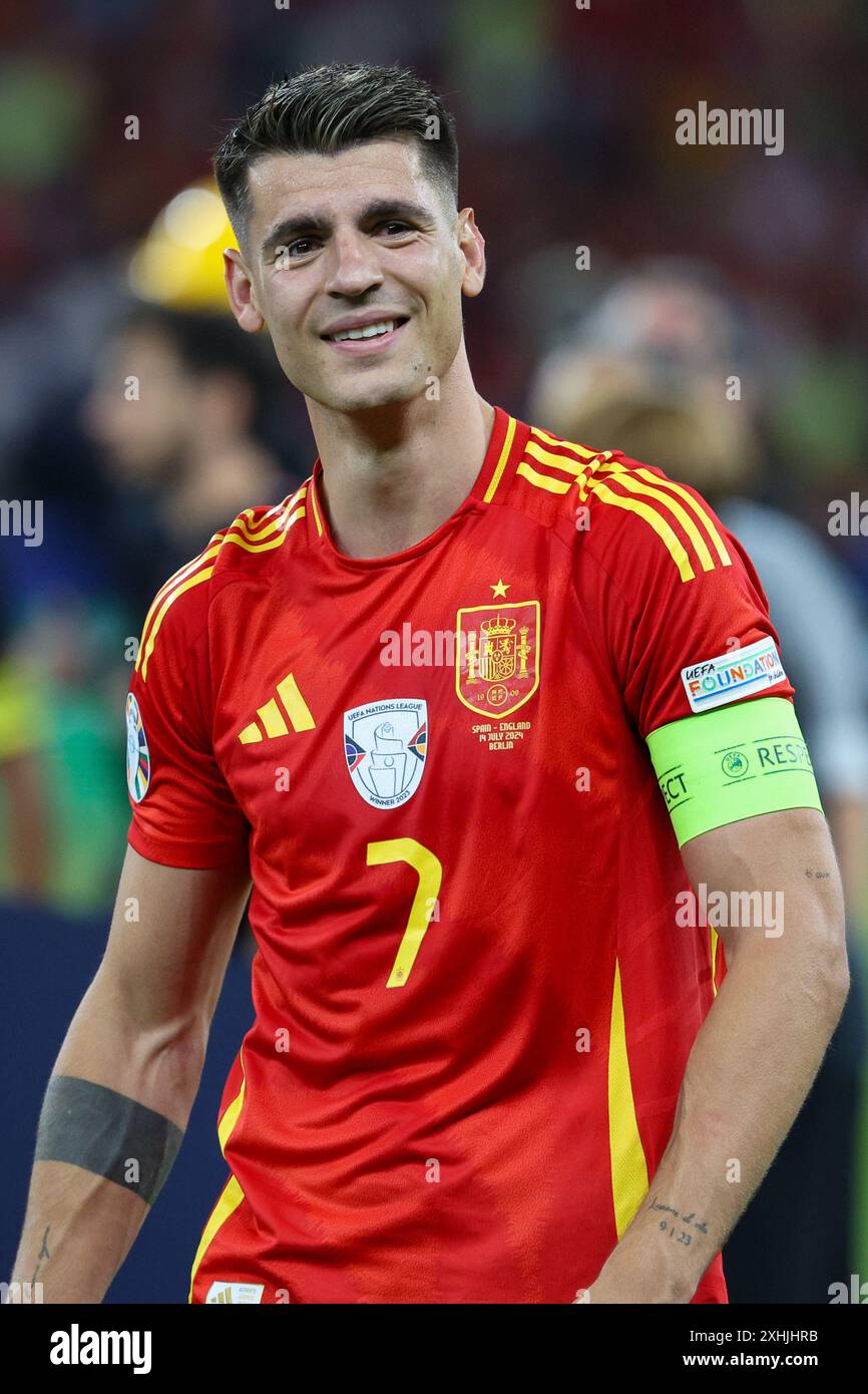 Alvaro morata spain final england hi-res stock photography and images ...