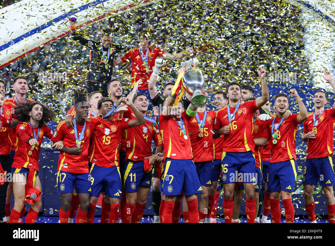 England euro 2024 trophy hi-res stock photography and images - Alamy
