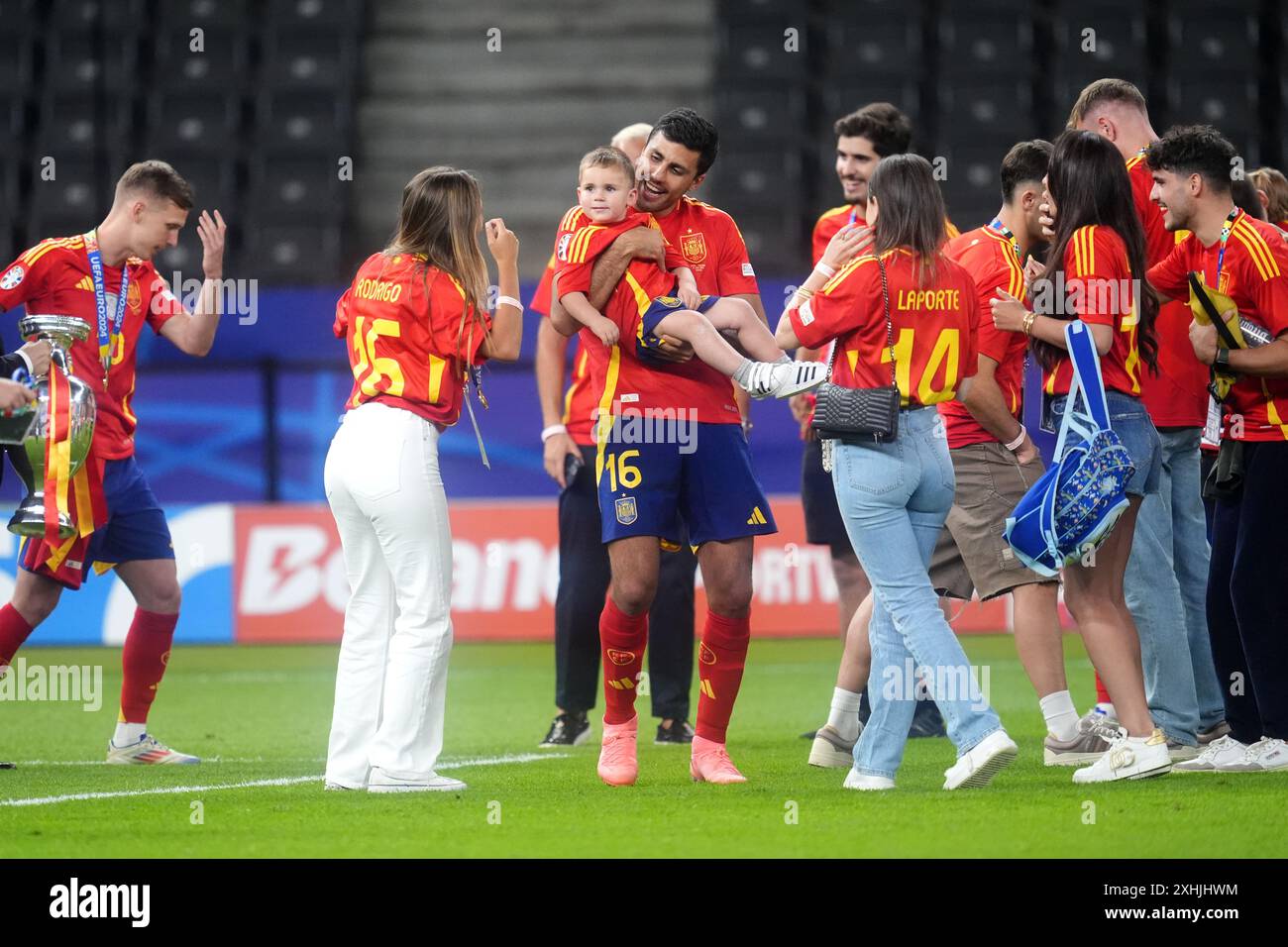Rodri celebrates hi-res stock photography and images - Alamy