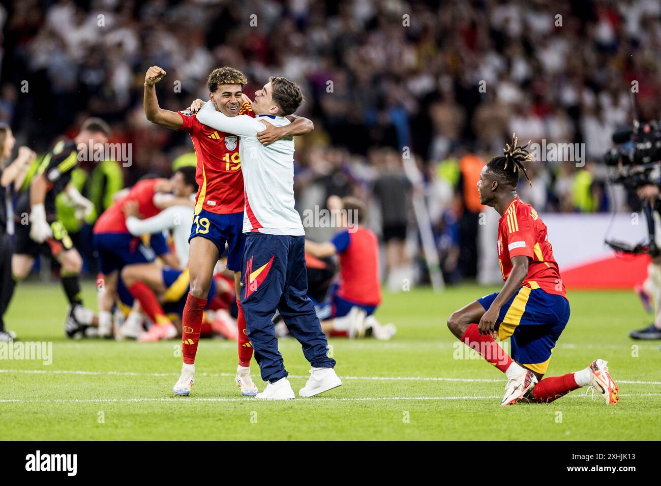 Lamine yamal celebration hi-res stock photography and images - Alamy