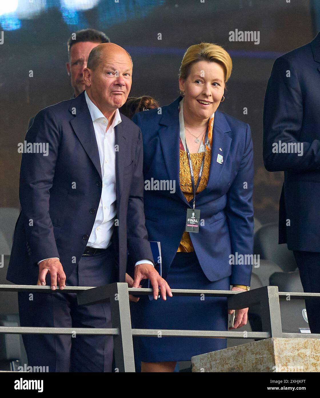 Olaf Scholz, Bundeskanzler Deutschland mit Franziska Giffey ...
