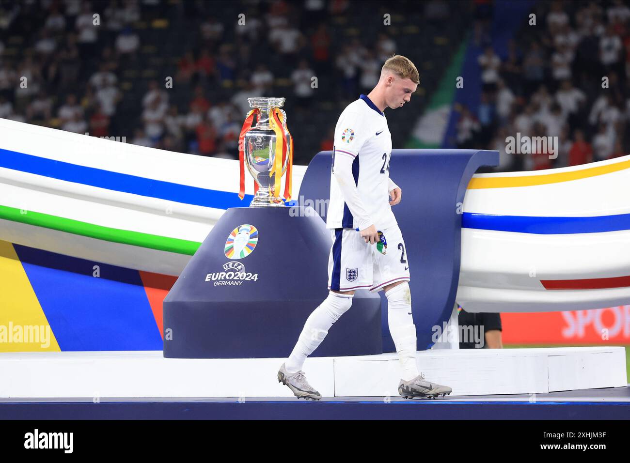 Cole palmer england hi-res stock photography and images - Alamy