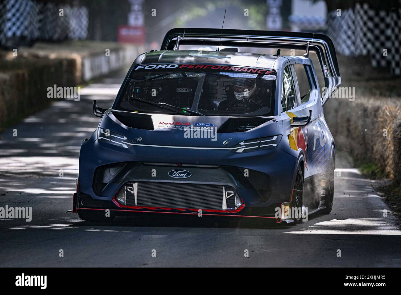 Ford supervan 2 hi-res stock photography and images - Alamy