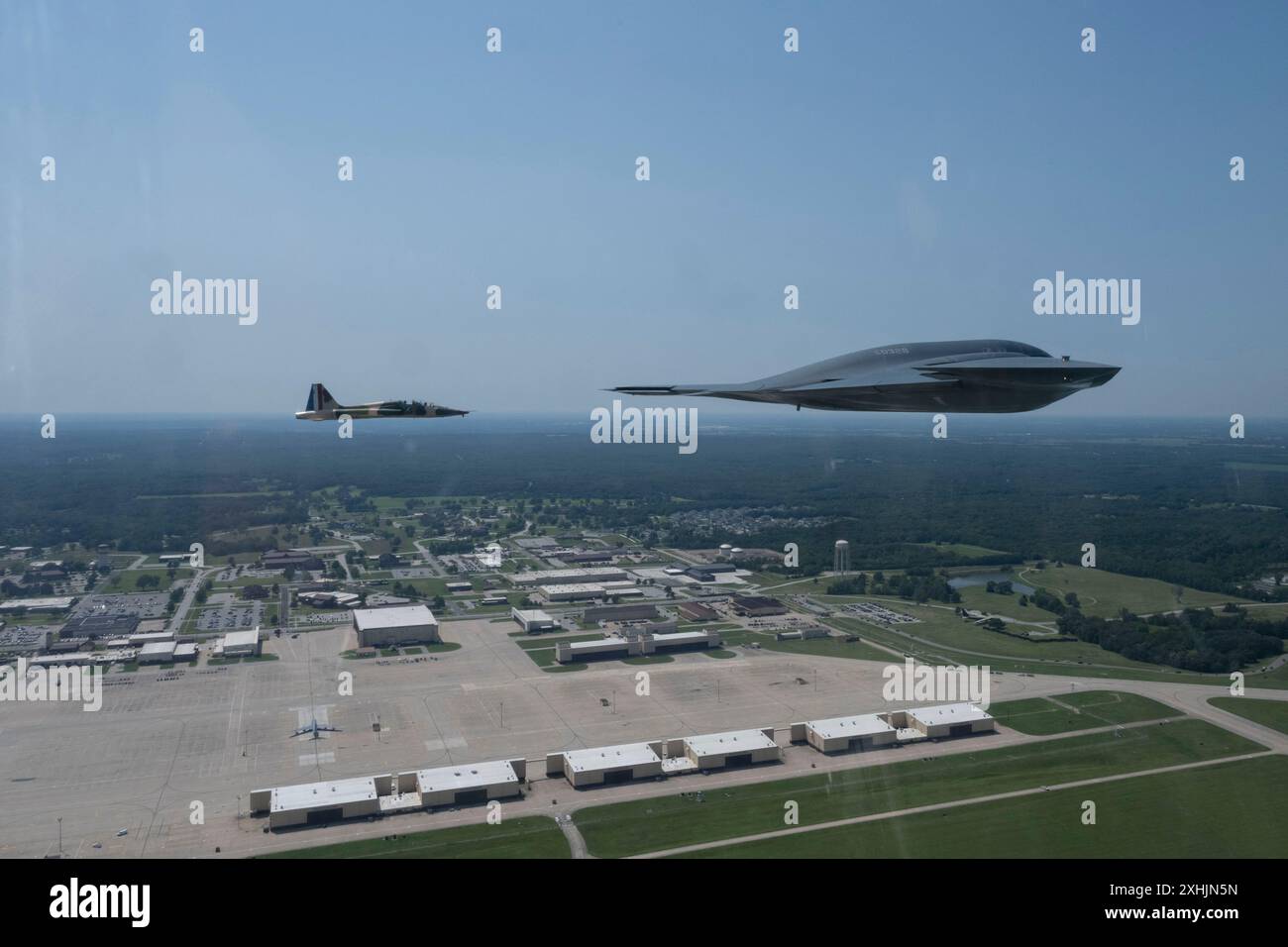 A U.S. Air Force B-2 Spirit stealth bomber and a T-38 Talon aircraft ...