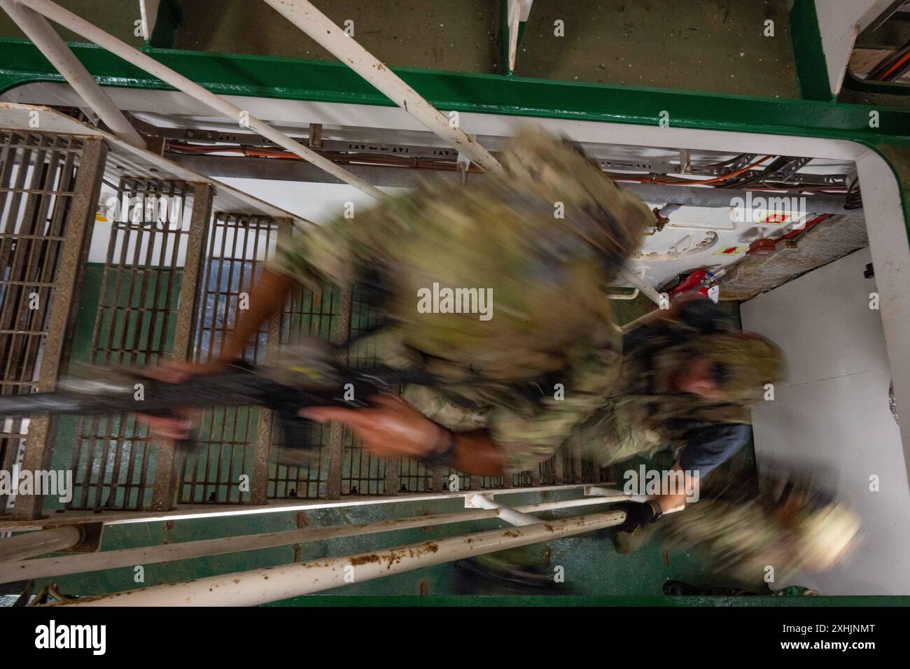 West Coast-based Naval Special Warfare (NSW) operators conduct Visit ...