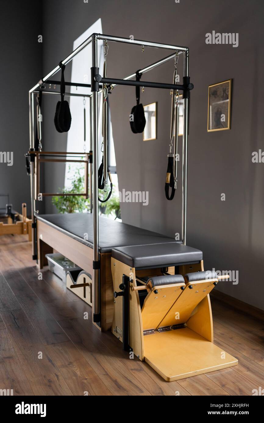 Calisthenics class outdoor gym hi-res stock photography and images - Alamy