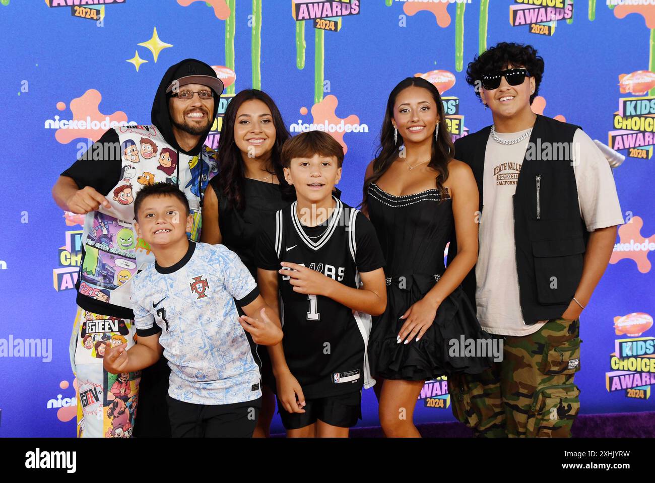 SANTA MONICA, CALIFORNIA - JULY 13: (L-R) Vincent Carter, Lexi Carter ...