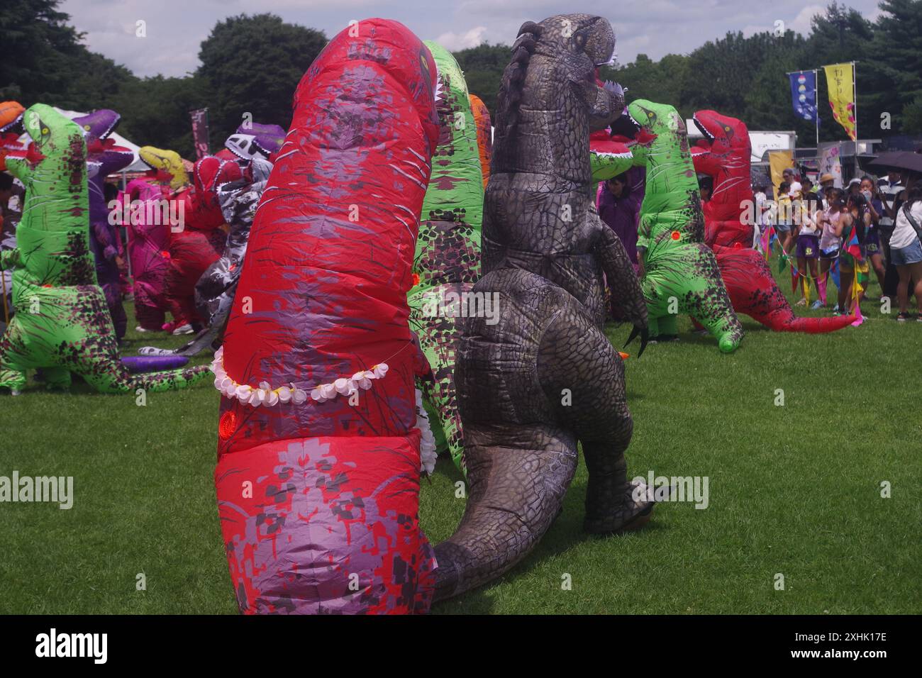 Dinosaur Race Event Stock Photo - Alamy