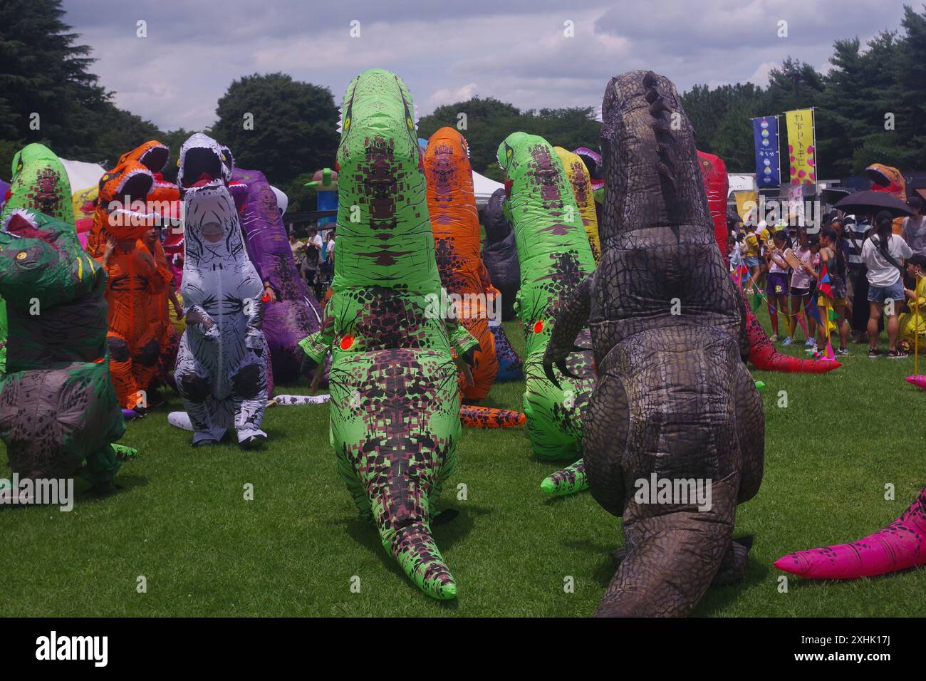 Dinosaur Race Event Stock Photo - Alamy