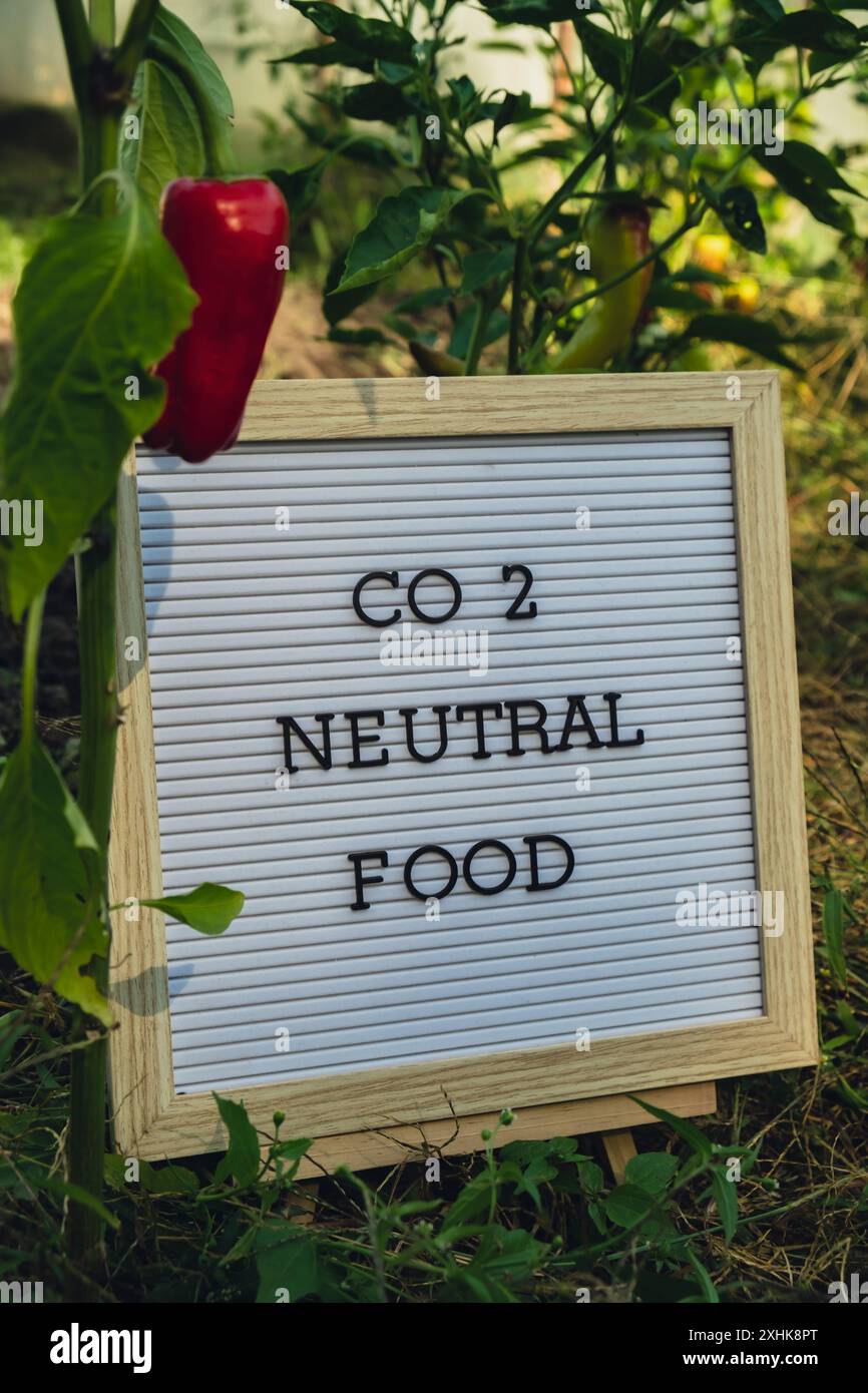 Co2 neutral food message hi-res stock photography and images - Alamy
