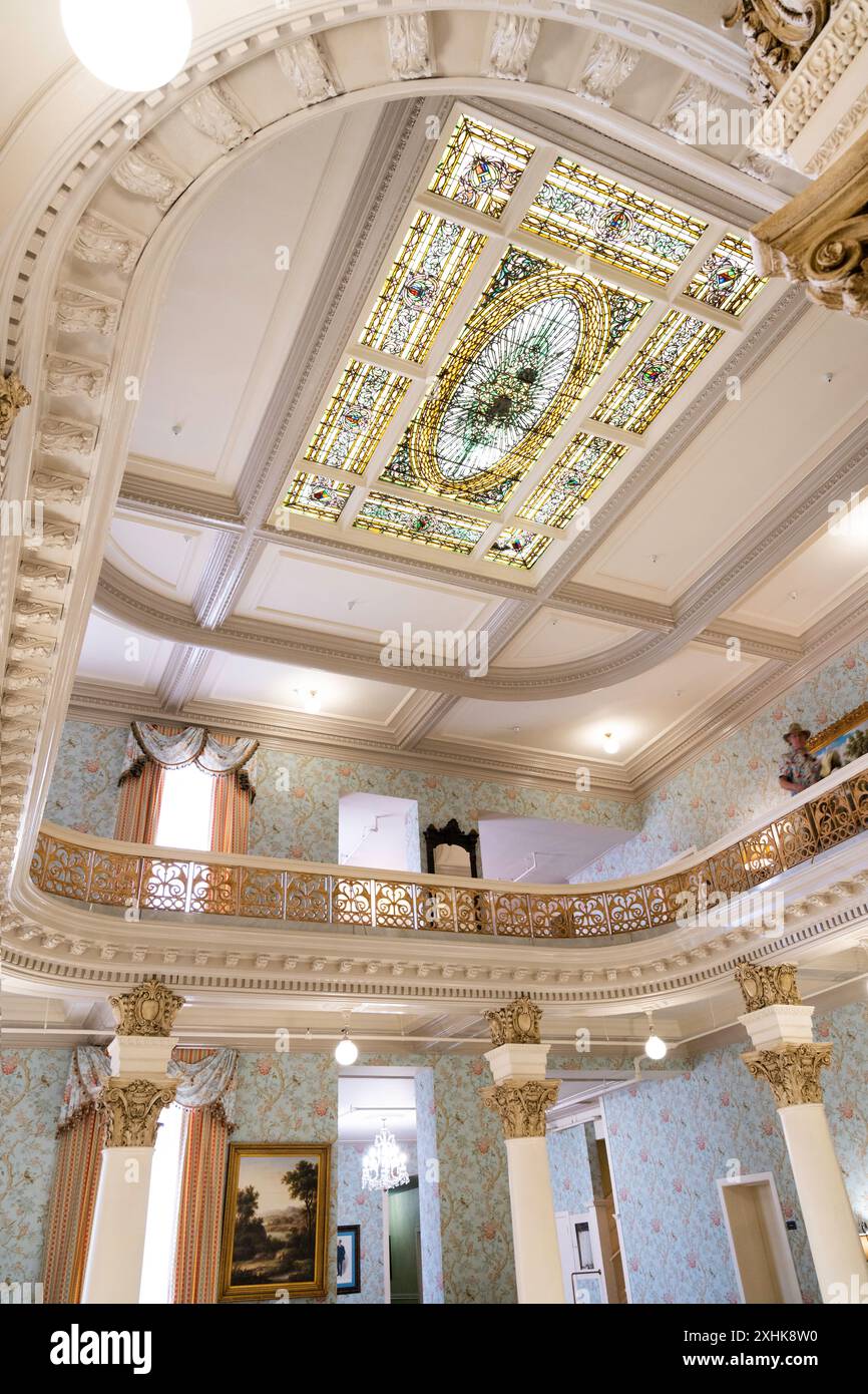 Gilded lobby atrium where famous people socialized in the past ...