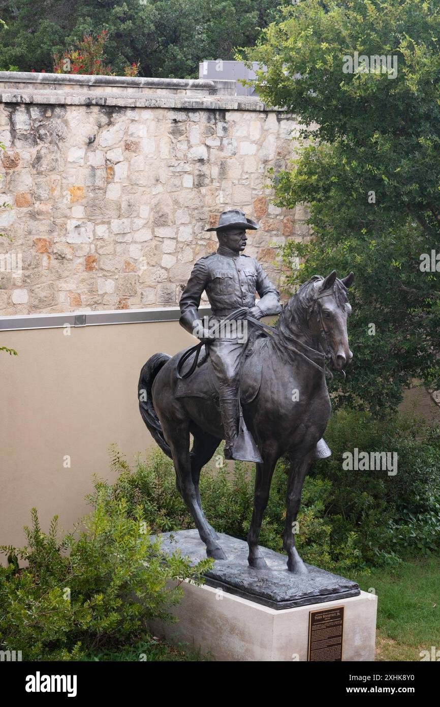 Statue of Teddy Roosevelt on a horse outside the Alamo historic site ...