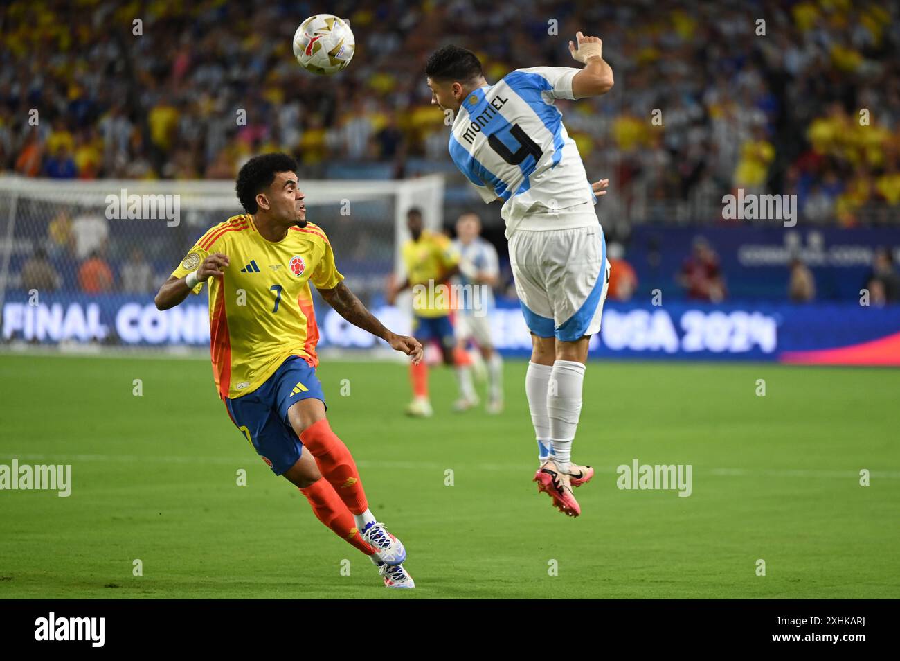 14th July 2024: Miami Gardens, Florida, USA: Gonzalo Montiel of Argentina challenges Luis Díaz ...