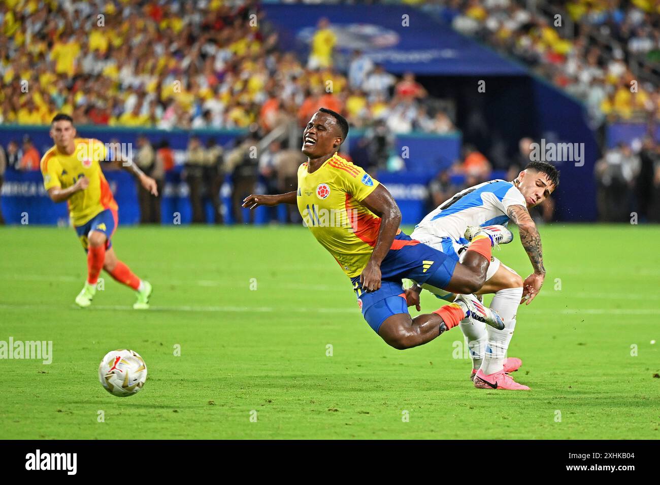 14th July 2024: Miami Gardens, Florida, USA: Enzo Fernández of Argentina challenges Jhon Arias ...