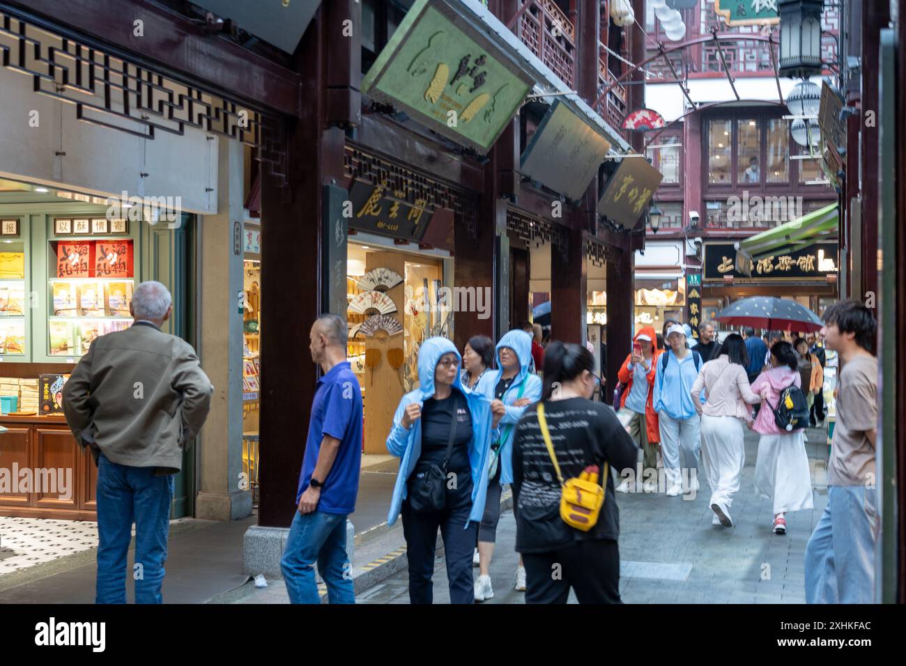Shanghai, June 06, 2024: Tourist visit to Yuyuan Bazaar in Shanghai ...