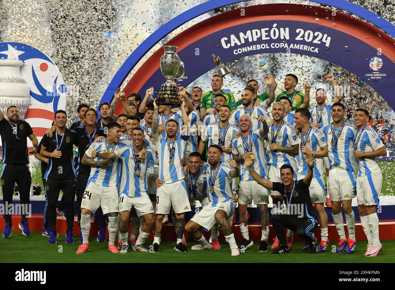 Copa america 2024 trophy hi-res stock photography and images - Alamy