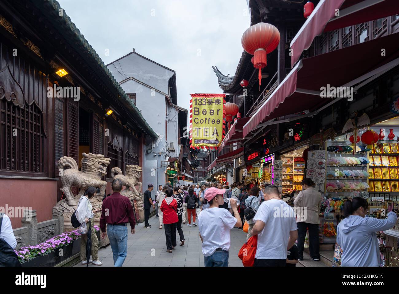 Shanghai, June 06, 2024: Tourist visit to Yuyuan Bazaar in Shanghai ...