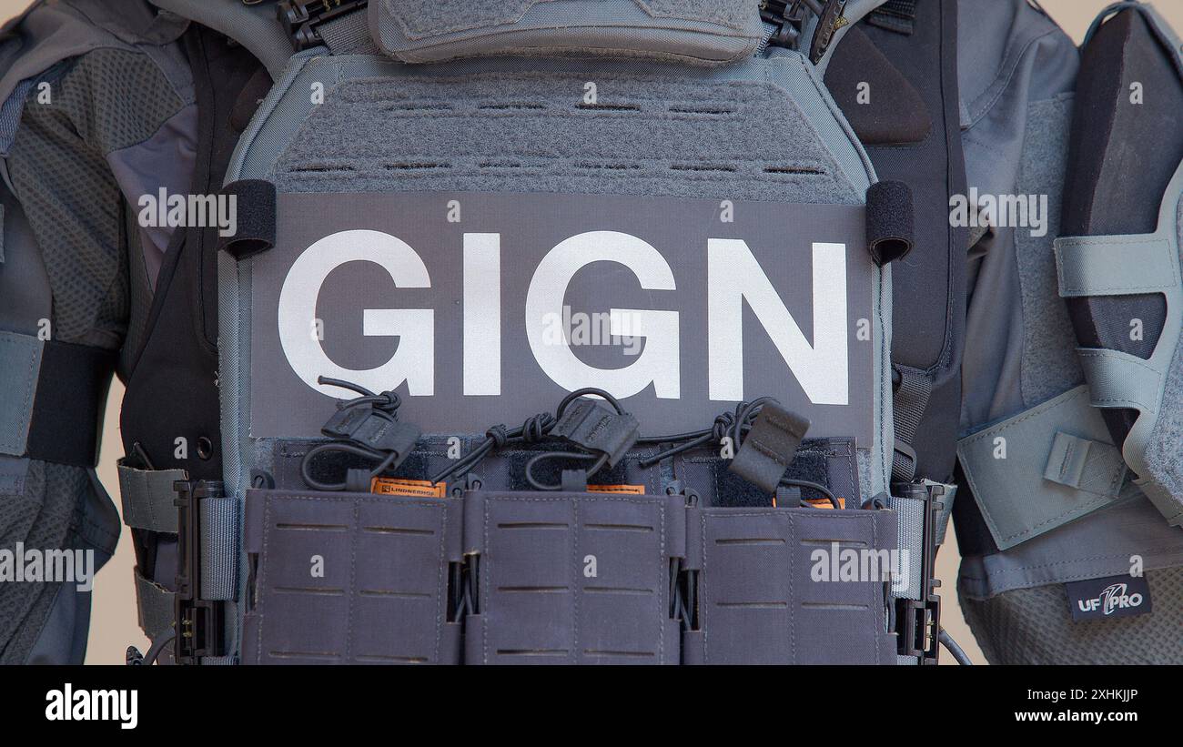 Gign hi-res stock photography and images - Alamy