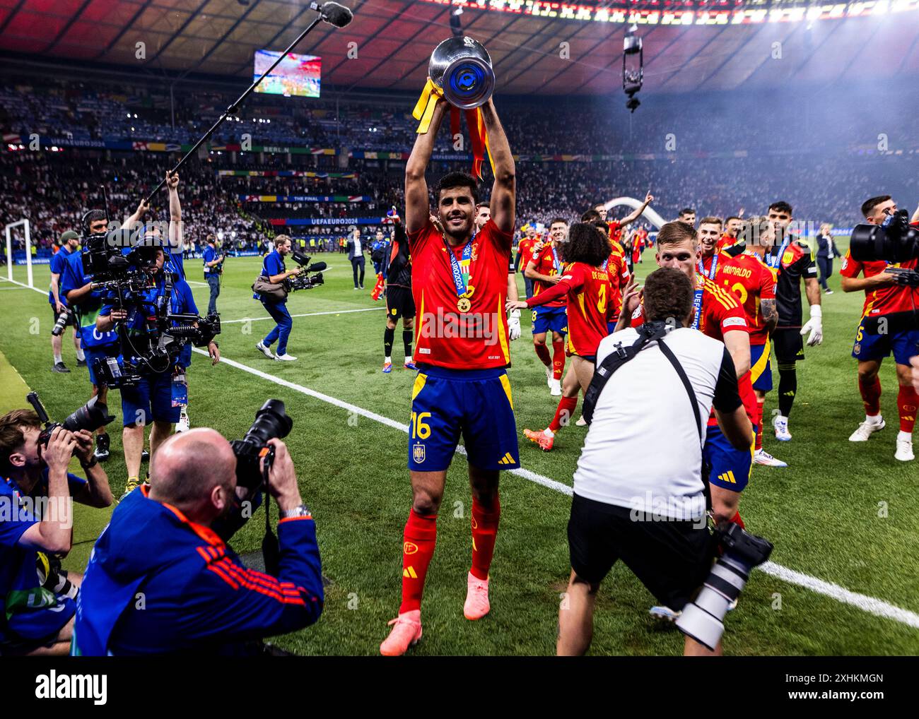 Berlin, Olympiastadion, 14.07.2024: Rodri of spain celebrates the ...