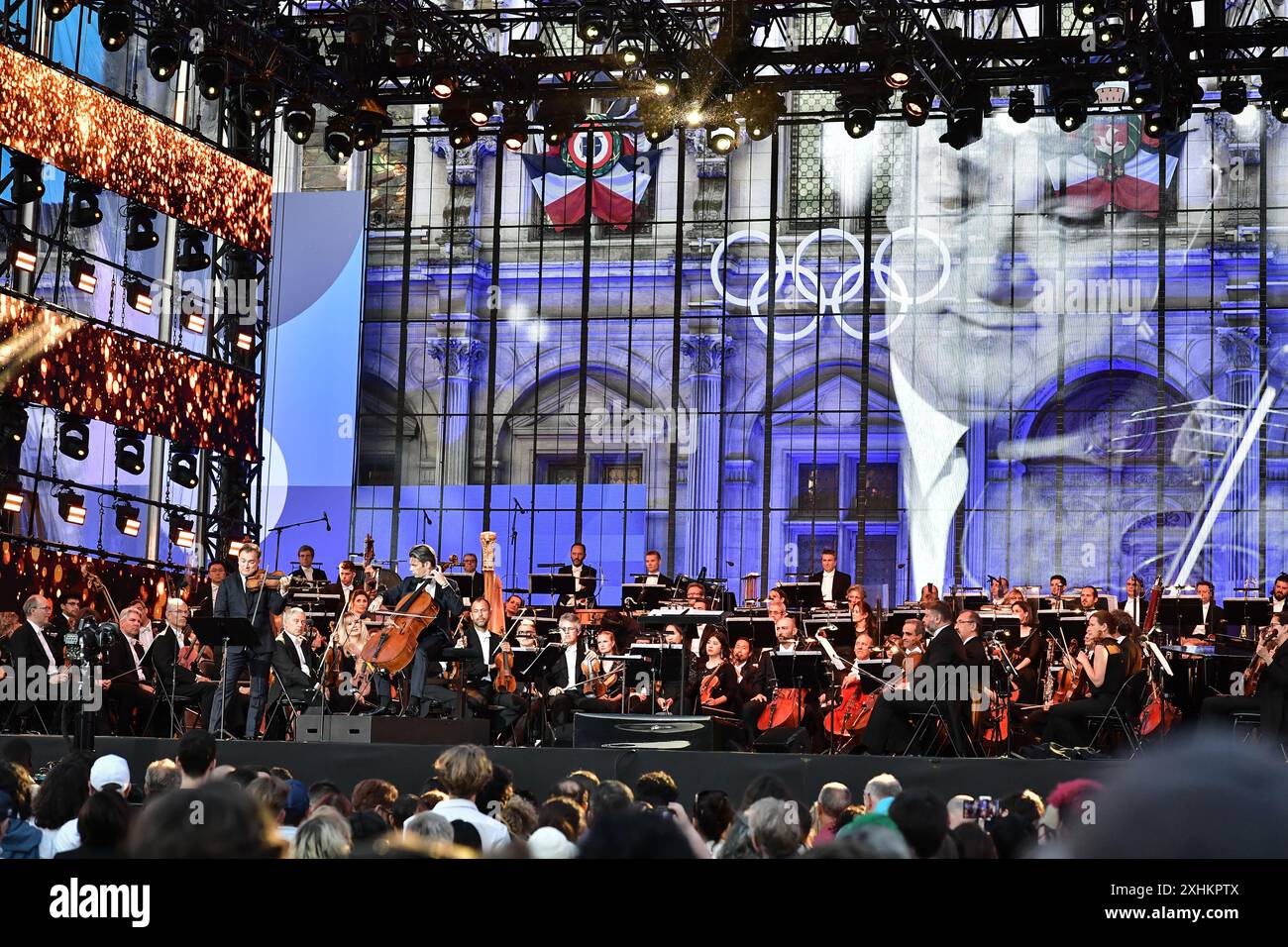 Renaud cellist hi-res stock photography and images - Alamy