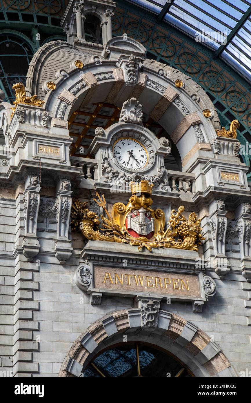 Belgium, Flanders, Antwerp (Antwerpen), Station Antwerpen-Centraal ...
