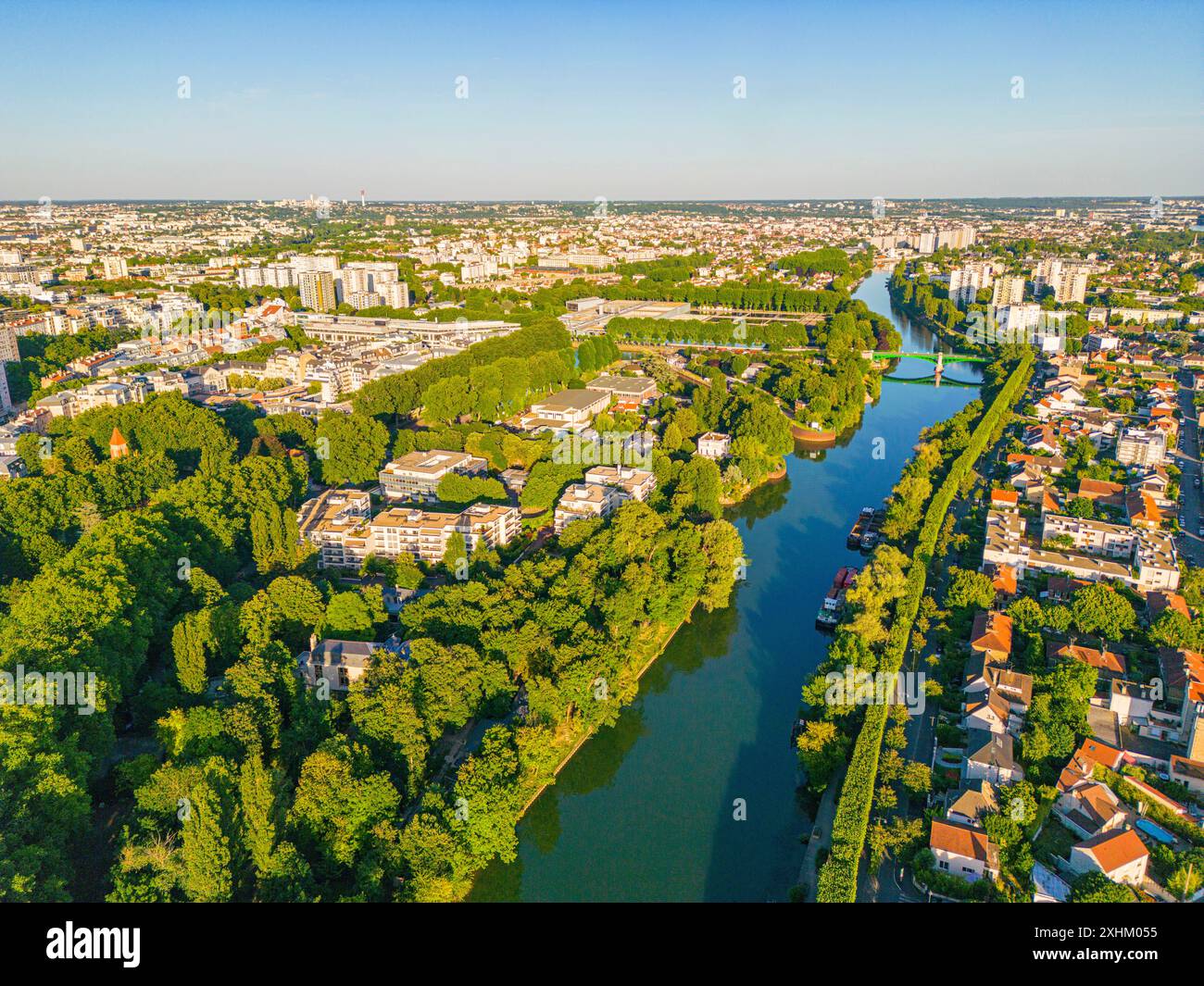 De maisons alfort hi-res stock photography and images - Alamy