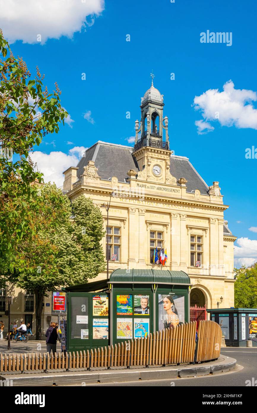 Place gambetta paris hi-res stock photography and images - Alamy