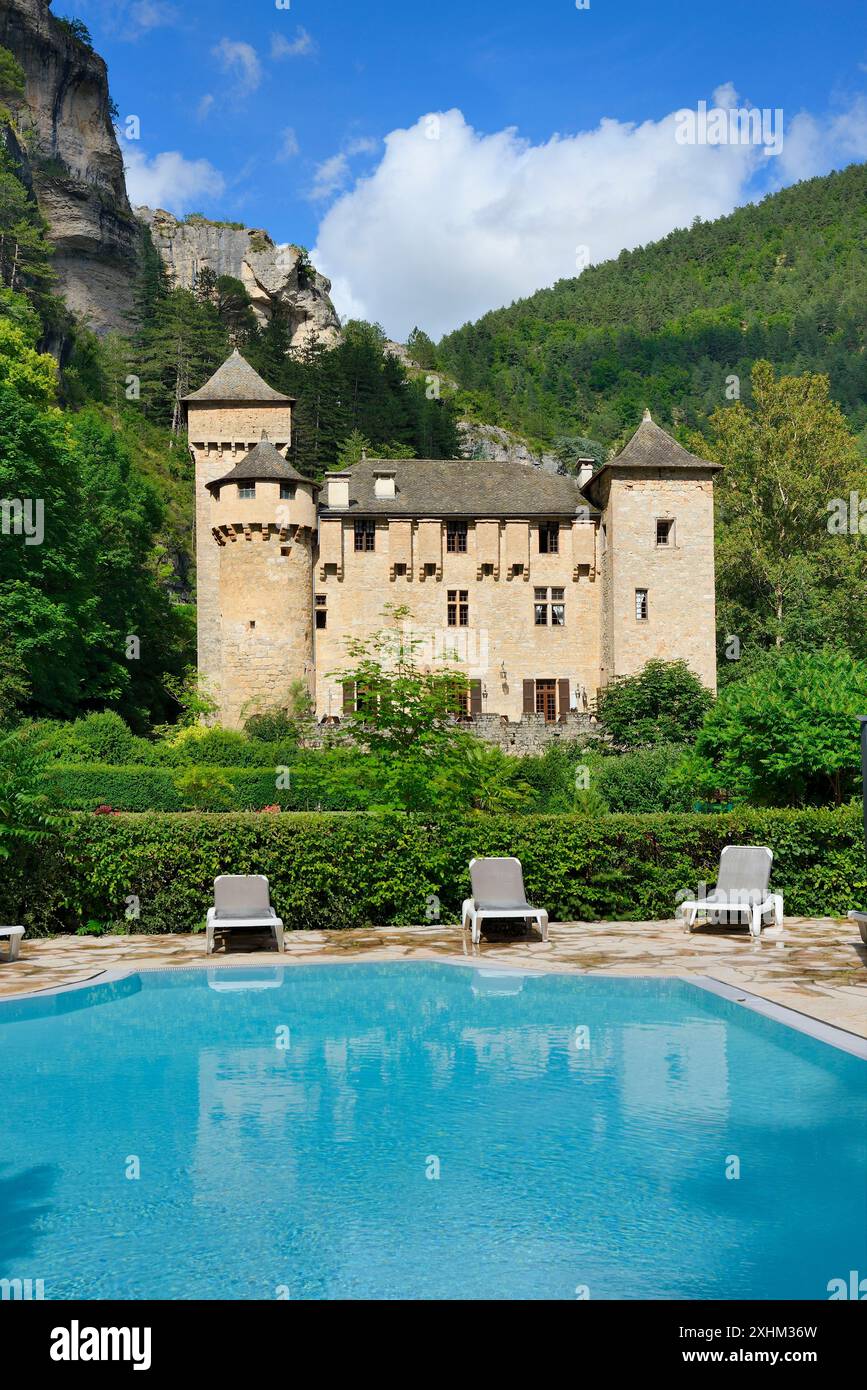 Lozere pool france hi-res stock photography and images - Alamy