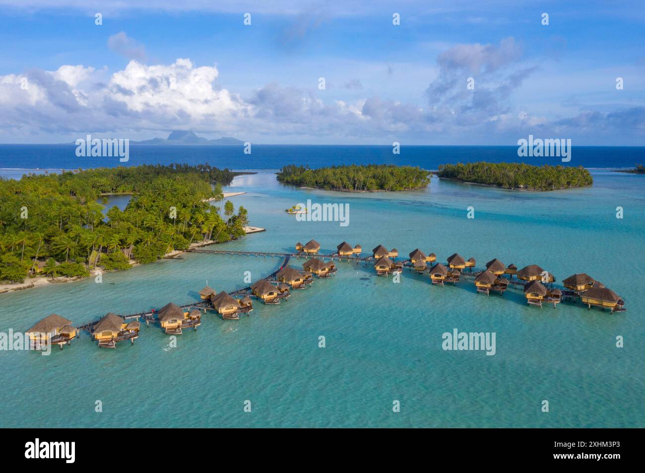 French Polynesia, Taha'a island, the Taha'a Pearl Resort hotel with ...