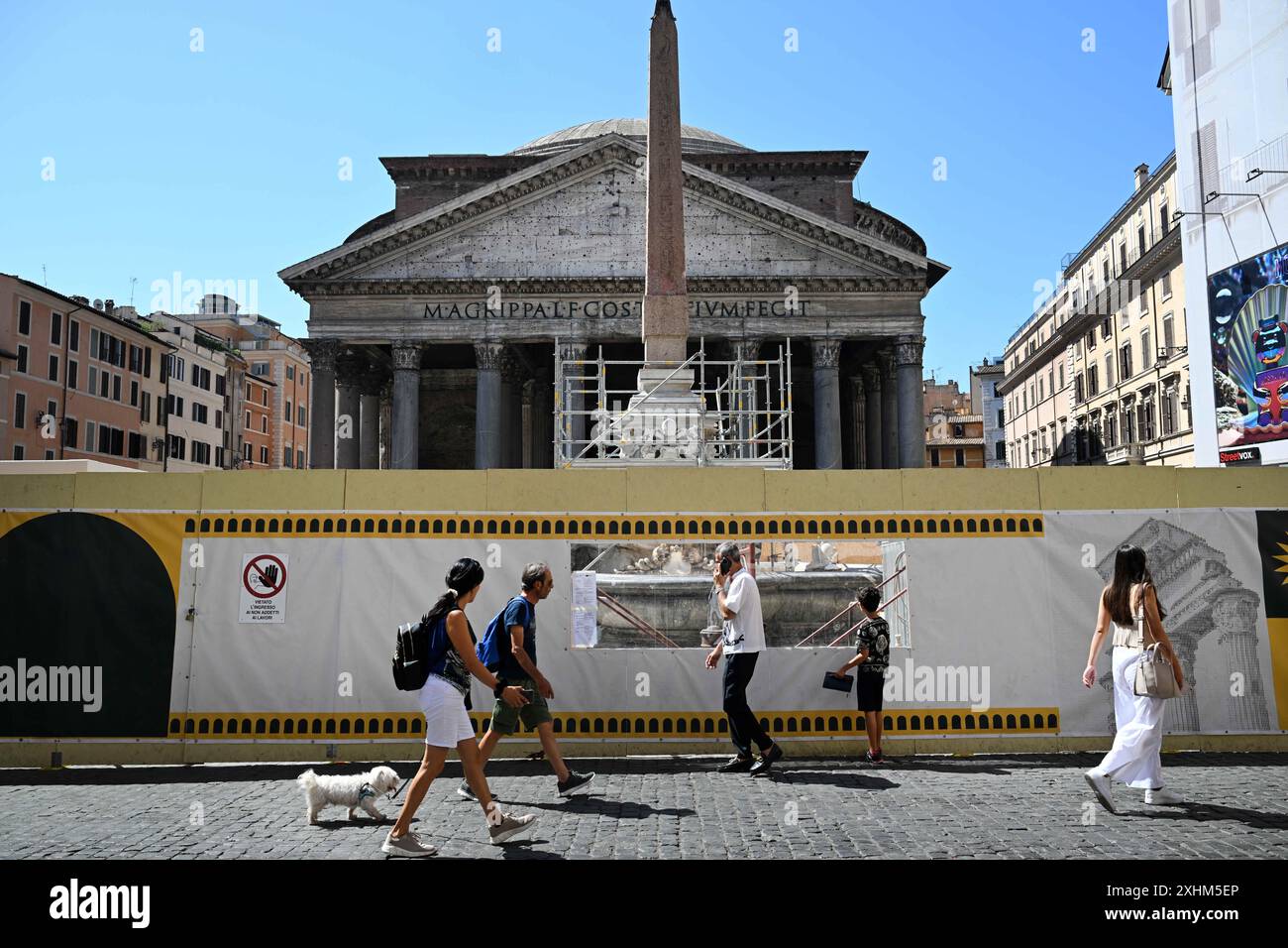 Works of restoration of the fountain del Pantheon are underway in Rome ...