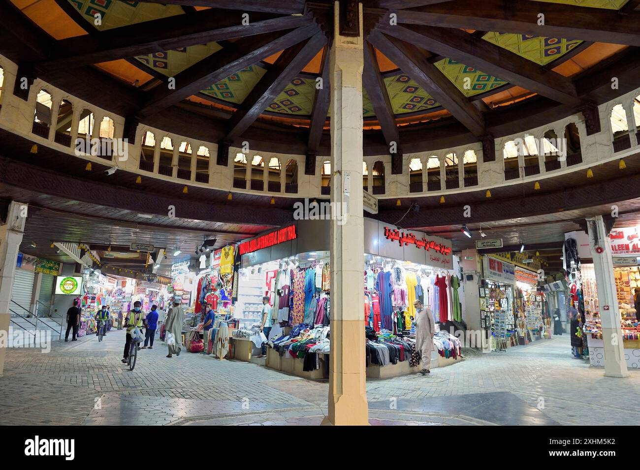 Sultanate of Oman, Muscat, old Muscat, the souk of Muttrah Stock Photo ...