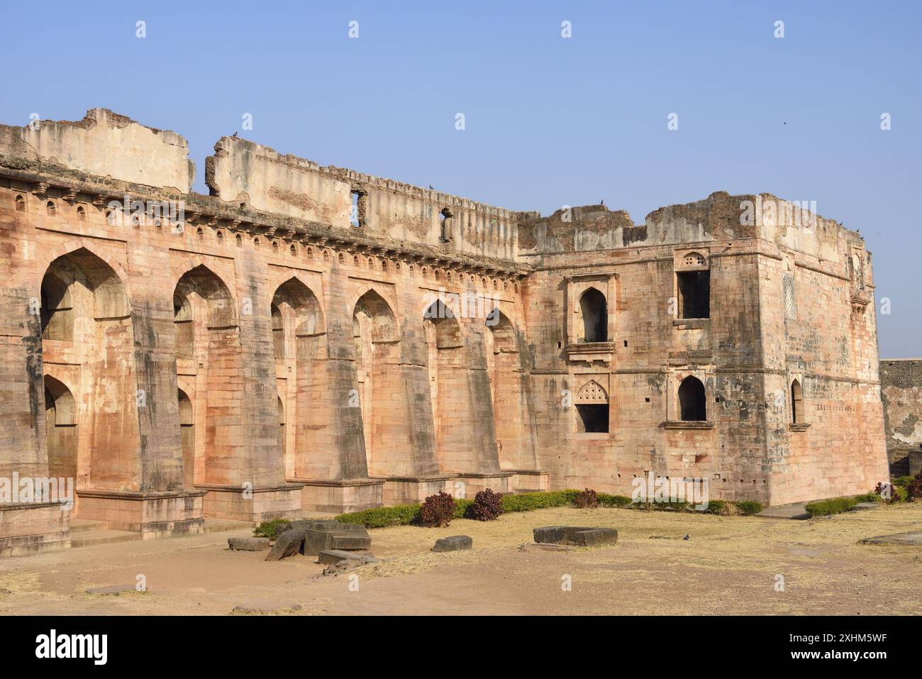 India, Madhya Pradesh, Mandu, Hindola Mahal (Swinging palace Stock ...