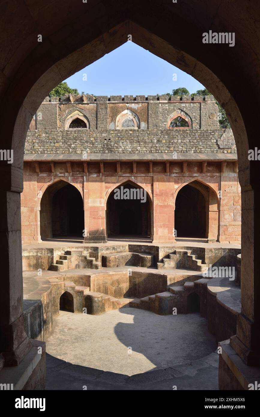 India, Madhya Pradesh, Mandu, Jahaz Mahal (Ship palace), Royal bath ...